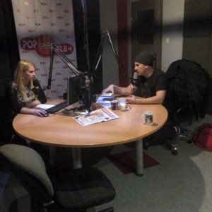 Wywiad z ciekawym artystą – Peter Ceez Okrasa w Audycji Co Pruszków ...